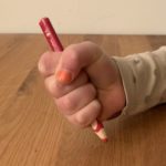 Stifthaltung fördern - so geht's