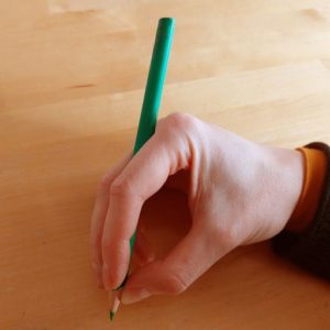 Stifthaltung fördern - so geht's